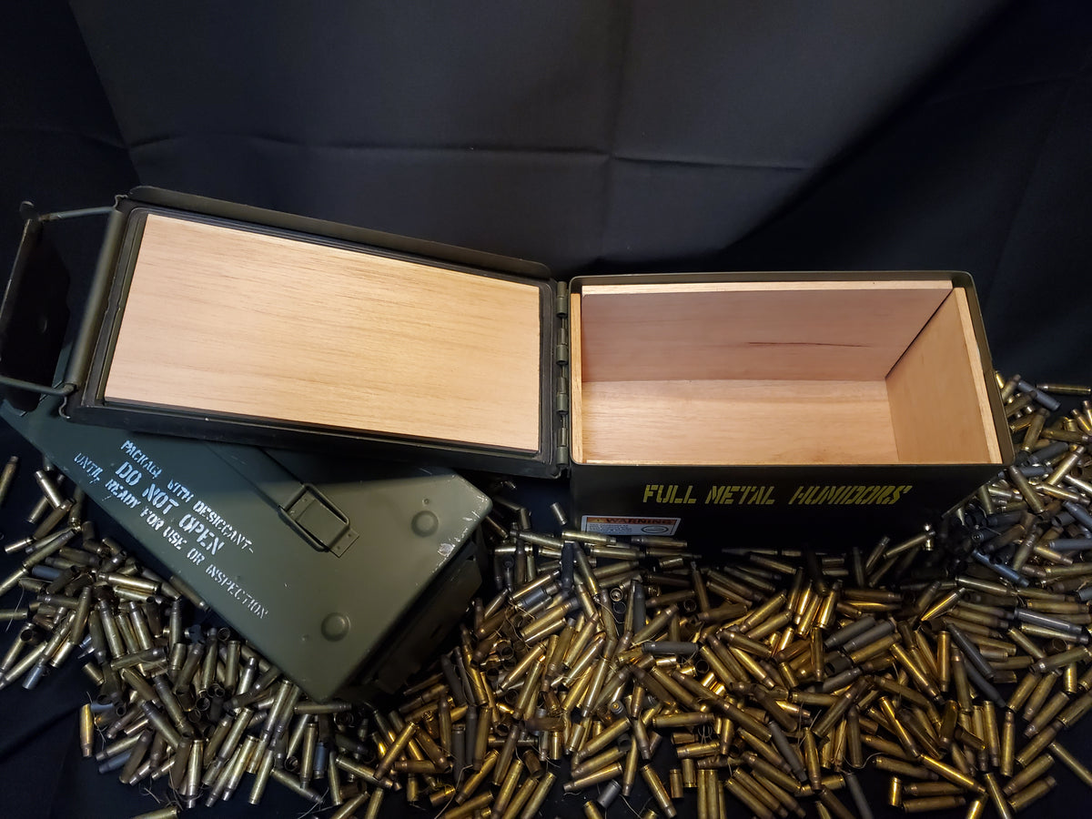 Full Metal Humidor – The Full Metal-Cast